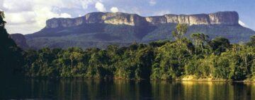 Parque Nacional Duida-Marahuaca - Del Amazonas