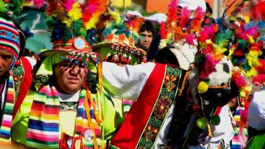 🥇 13 Danzas típicas del Amazonas (vídeos, música y movimientos)